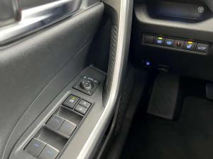 Pelēks Toyota RAV4 2022 Viļņa, ar dzinēja tilpumu 2.49 L un nobraukumu 132 tūkst. km par 35900 €, foto 27 vietnē AUTOMOTO.COM.LV