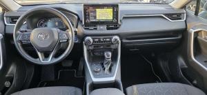Grey Toyota RAV4 2022 in Vilnius, with an engine capacity of 2.49 L and mileage of 117 thousand km for 29980 €, photo 8 on AUTOMOTO.COM.LV