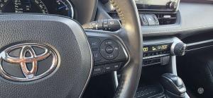 Grey Toyota RAV4 2022 in Vilnius, with an engine capacity of 2.49 L and mileage of 117 thousand km for 29980 €, photo 15 on AUTOMOTO.COM.LV