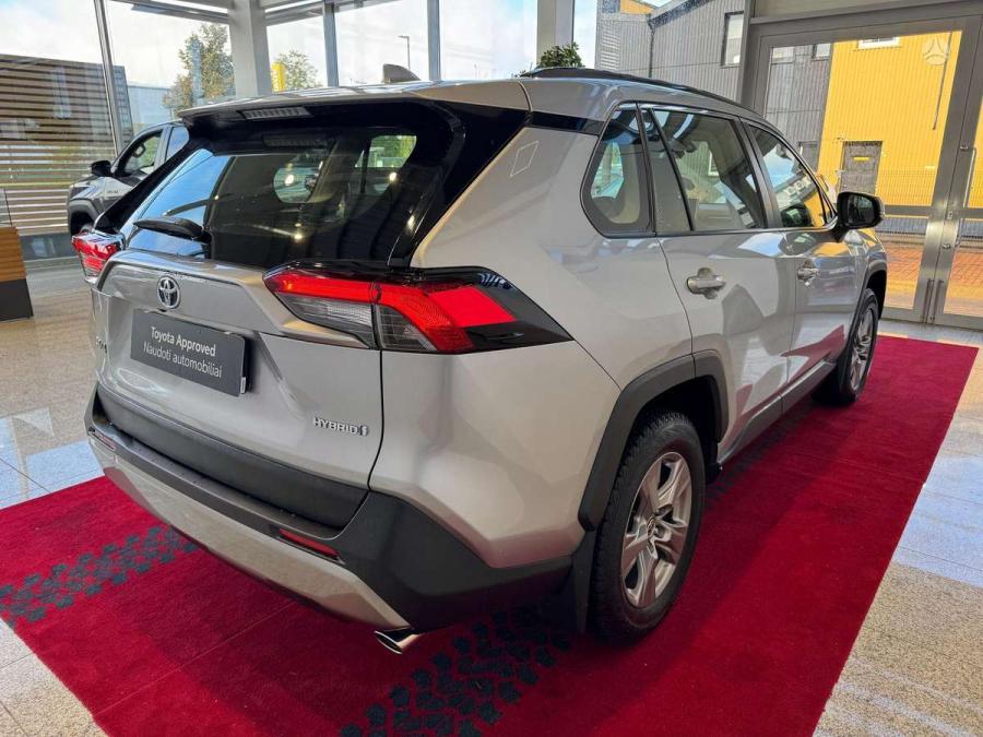 Pelēks Toyota RAV4 2022 Šauļi, ar dzinēja tilpumu 2.49 L un nobraukumu 149 tūkst. km par 22900 €, foto 6 vietnē AUTOMOTO.COM.LV