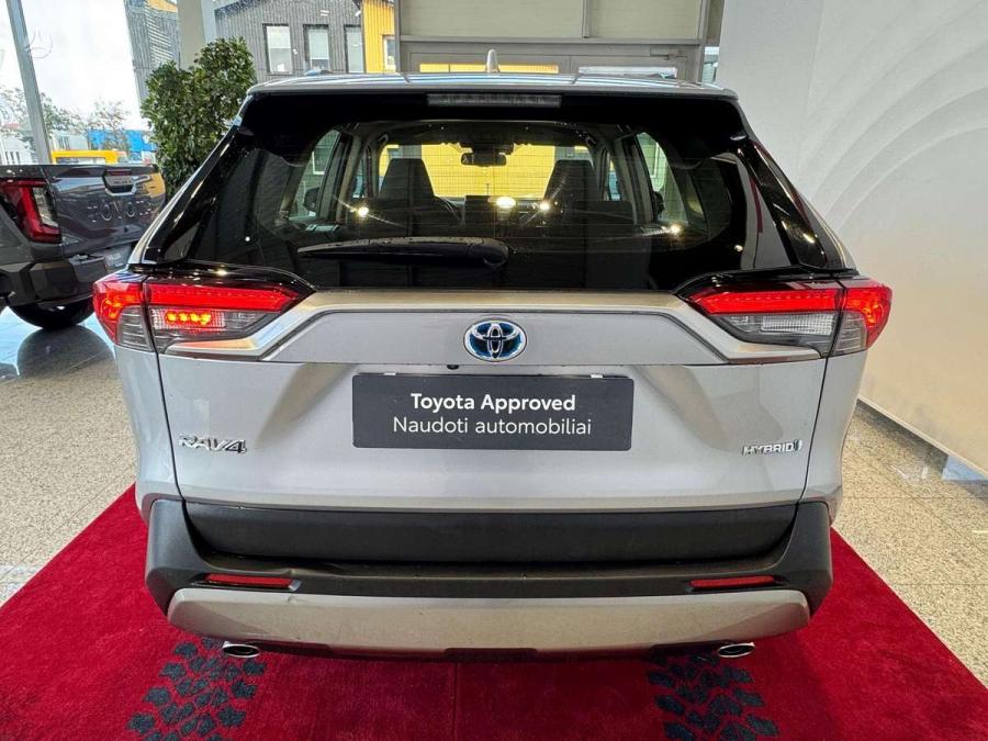 Pelēks Toyota RAV4 2022 Šauļi, ar dzinēja tilpumu 2.49 L un nobraukumu 149 tūkst. km par 22900 €, foto 7 vietnē AUTOMOTO.COM.LV