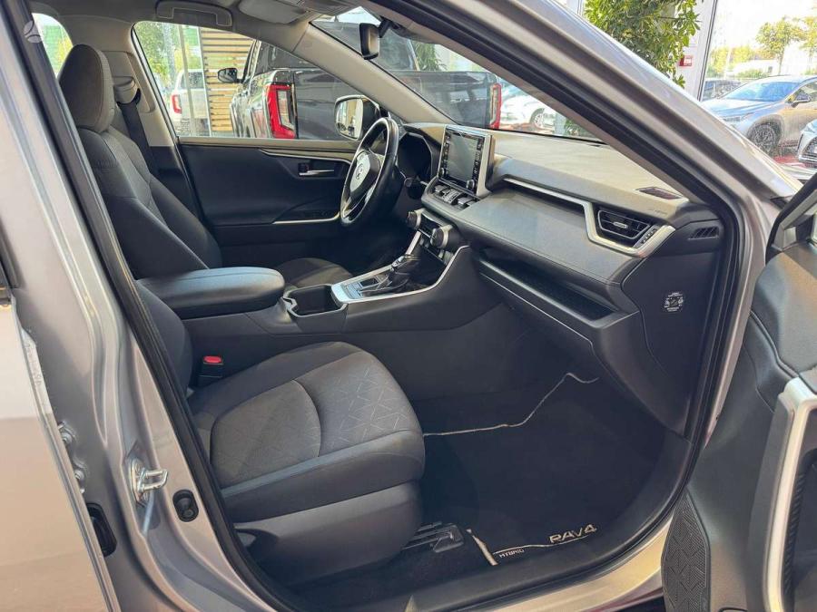 Pelēks Toyota RAV4 2022 Šauļi, ar dzinēja tilpumu 2.49 L un nobraukumu 149 tūkst. km par 22900 €, foto 13 vietnē AUTOMOTO.COM.LV
