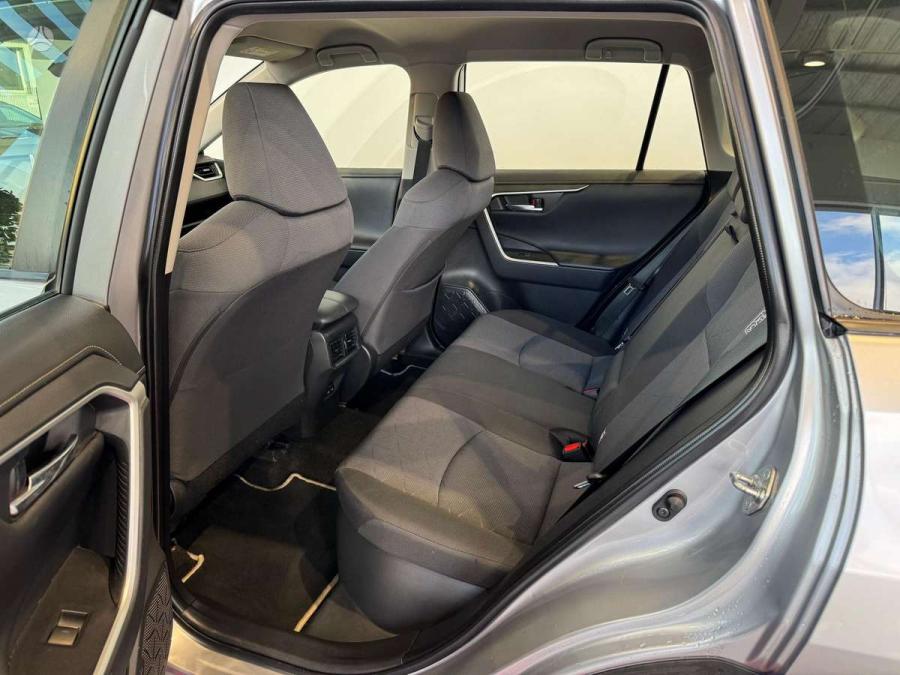 Pelēks Toyota RAV4 2022 Šauļi, ar dzinēja tilpumu 2.49 L un nobraukumu 149 tūkst. km par 22900 €, foto 15 vietnē AUTOMOTO.COM.LV