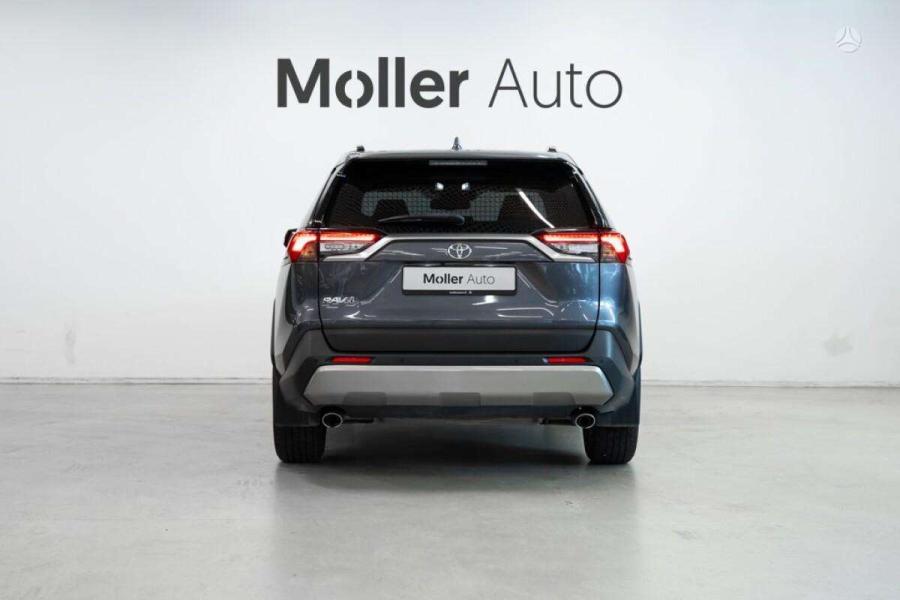 Pelēks Toyota RAV4 2022 Viļņa, ar dzinēja tilpumu 2.00 L un nobraukumu 86 tūkst. km par 24800 €, foto 7 vietnē AUTOMOTO.COM.LV