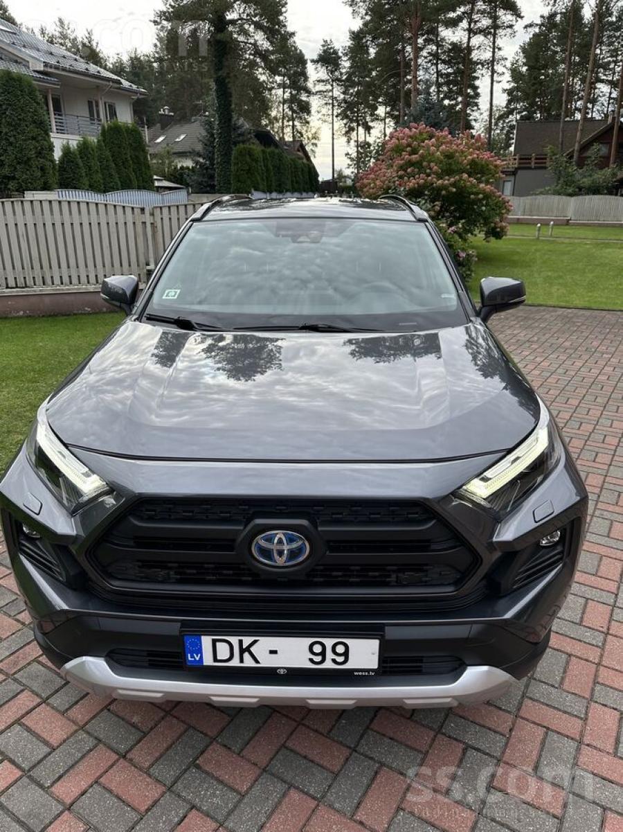 Pelēks Toyota RAV4 2022 Rīga, ar dzinēja tilpumu 2.50 L un nobraukumu 67 tūkst. km par 34850 €, foto 6 vietnē AUTOMOTO.COM.LV