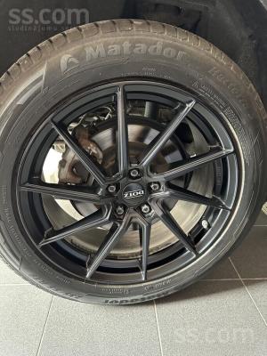 Pelēks Toyota RAV4 2022 Rīga, ar dzinēja tilpumu 2.50 L un nobraukumu 67 tūkst. km par 34850 €, foto 12 vietnē AUTOMOTO.COM.LV