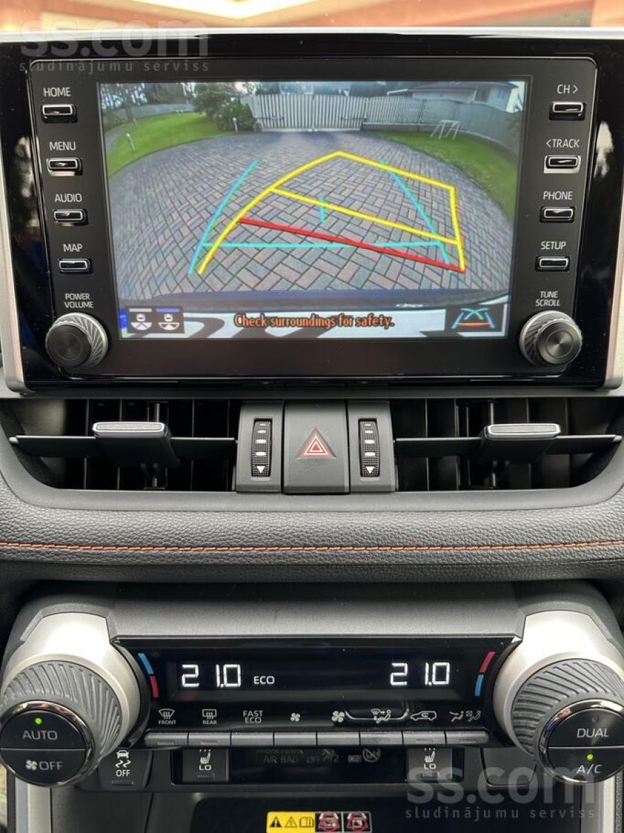 Pelēks Toyota RAV4 2022 Rīga, ar dzinēja tilpumu 2.50 L un nobraukumu 67 tūkst. km par 34850 €, foto 22 vietnē AUTOMOTO.COM.LV