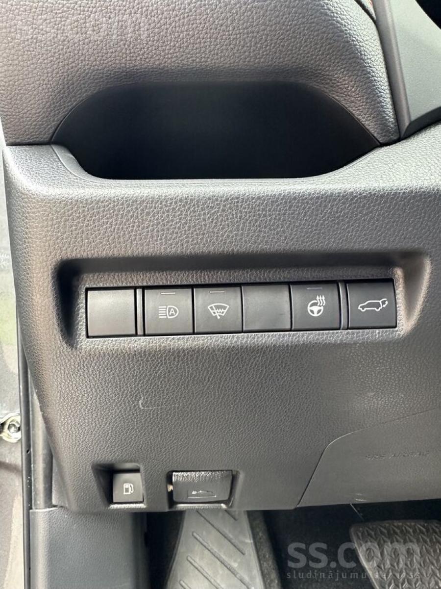 Pelēks Toyota RAV4 2022 Rīga, ar dzinēja tilpumu 2.50 L un nobraukumu 67 tūkst. km par 34850 €, foto 30 vietnē AUTOMOTO.COM.LV