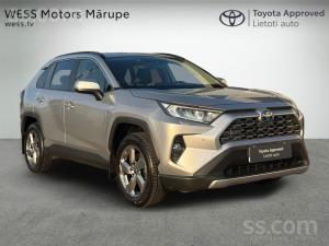 Grey Toyota RAV4 2022 in Riga, with an engine capacity of 2.50 L and mileage of 90 thousand km for 29990 €, photo 19 on AUTOMOTO.COM.LV