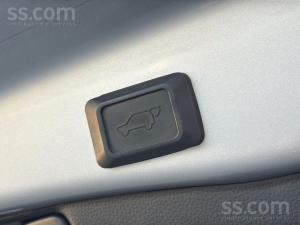 Grey Toyota RAV4 2022 in Riga, with an engine capacity of 2.50 L and mileage of 90 thousand km for 29990 €, photo 30 on AUTOMOTO.COM.LV