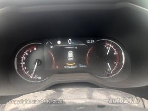 Pelēks Toyota RAV4 2022 Tallina, ar dzinēja tilpumu 2.00 L un nobraukumu 43 tūkst. km par 21900 €, foto 5 vietnē AUTOMOTO.COM.LV