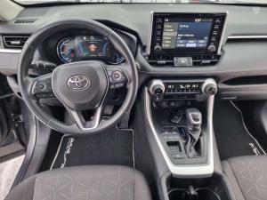 Pelēks Toyota RAV4 2023 Tauragė, ar dzinēja tilpumu 2.50 L un nobraukumu 268 tūkst. km par 18500 €, foto 14 vietnē AUTOMOTO.COM.LV