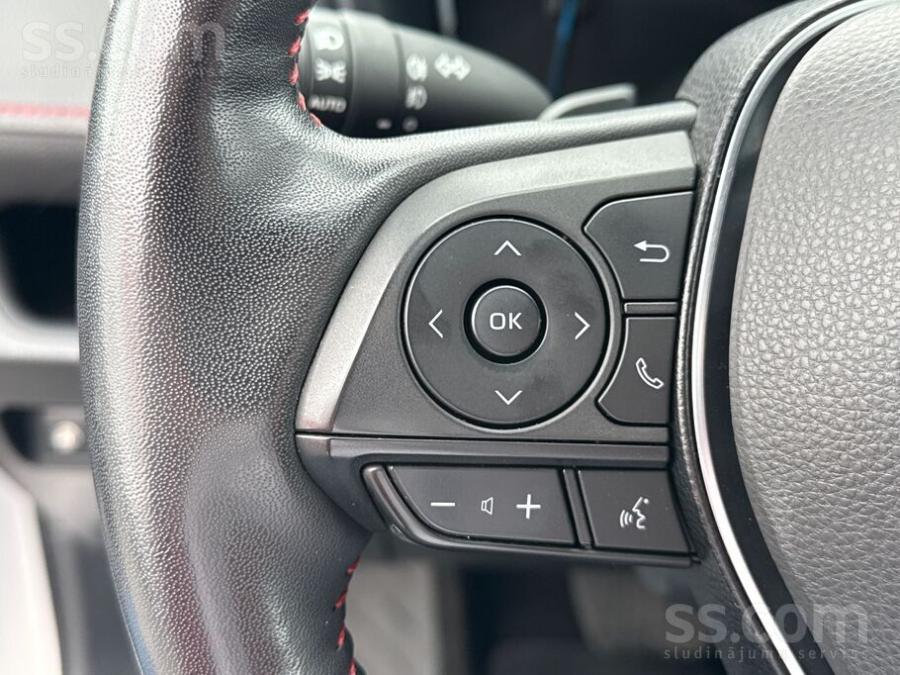 Grey Toyota RAV4 2023 in Riga, with an engine capacity of 2.50 L and mileage of 65 thousand km for 43990 €, photo 18 on AUTOMOTO.COM.LV