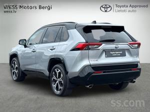 Grey Toyota RAV4 2023 in Riga, with an engine capacity of 2.50 L and mileage of 65 thousand km for 43990 €, photo 26 on AUTOMOTO.COM.LV