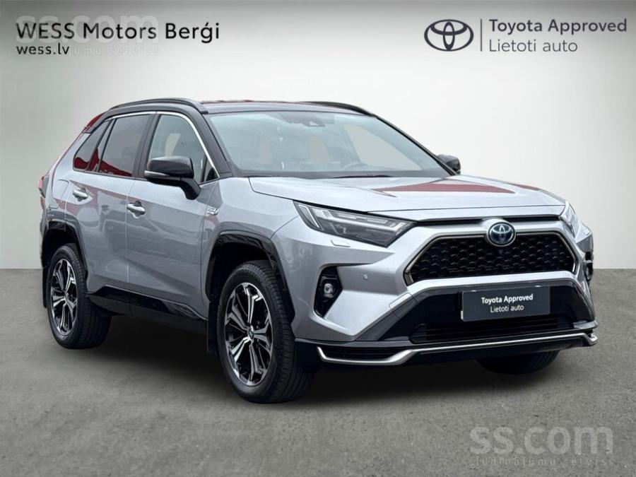 Grey Toyota RAV4 2023 in Riga, with an engine capacity of 2.50 L and mileage of 65 thousand km for 43990 €, photo 27 on AUTOMOTO.COM.LV