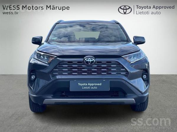 Pelēks Toyota RAV4 2023 Rīga, ar dzinēja tilpumu 2.00 L un nobraukumu 47 tūkst. km par 31990 €, foto 5 vietnē AUTOMOTO.COM.LV