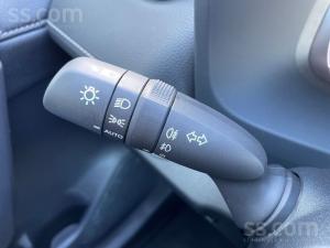 Pelēks Toyota RAV4 2023 Rīga, ar dzinēja tilpumu 2.00 L un nobraukumu 47 tūkst. km par 31990 €, foto 24 vietnē AUTOMOTO.COM.LV