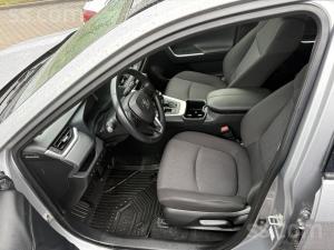 Pelēks Toyota RAV4 2023 Rīga, ar dzinēja tilpumu 2.50 L un nobraukumu 72 tūkst. km par 29000 €, foto 10 vietnē AUTOMOTO.COM.LV