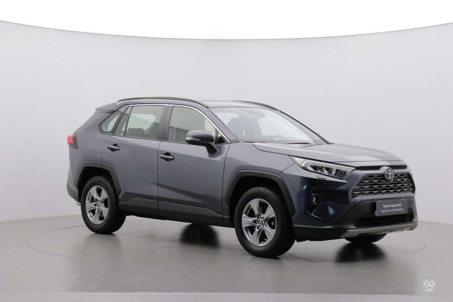 Grey Toyota RAV4 2023 in Vilnius, with an engine capacity of 1.99 L and mileage of 78 thousand km for 26900 €, photo 20 on AUTOMOTO.COM.LV