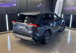 Pelēks Toyota RAV4 2023 Viļņa, ar dzinēja tilpumu 2.50 L un nobraukumu 92 tūkst. km par 31950 €, foto 3 vietnē AUTOMOTO.COM.LV