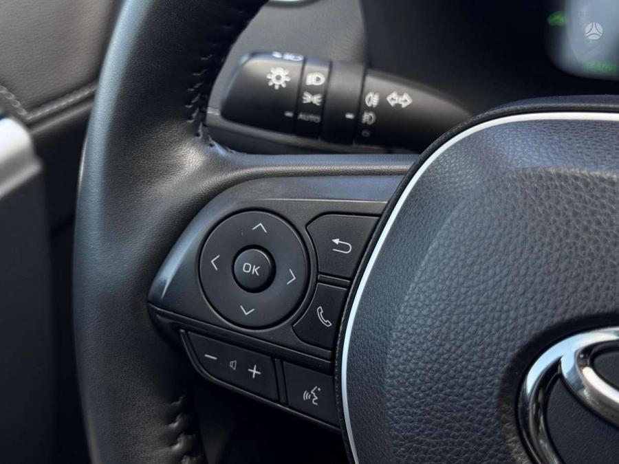 Pelēks Toyota RAV4 2023 Viļņa, ar dzinēja tilpumu 2.50 L un nobraukumu 92 tūkst. km par 31950 €, foto 18 vietnē AUTOMOTO.COM.LV