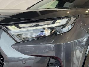 Pelēks Toyota RAV4 2023 Šauļi, ar dzinēja tilpumu 2.49 L un nobraukumu 24 tūkst. km par 36900 €, foto 5 vietnē AUTOMOTO.COM.LV