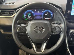 Pelēks Toyota RAV4 2023 Šauļi, ar dzinēja tilpumu 2.49 L un nobraukumu 24 tūkst. km par 36900 €, foto 21 vietnē AUTOMOTO.COM.LV