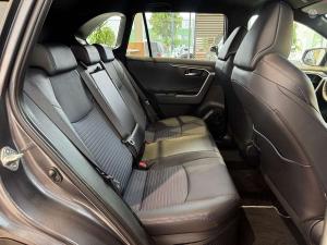 Pelēks Toyota RAV4 2023 Šauļi, ar dzinēja tilpumu 2.49 L un nobraukumu 24 tūkst. km par 36900 €, foto 31 vietnē AUTOMOTO.COM.LV