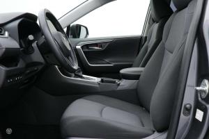 Grey Toyota RAV4 2023 in Vilnius, with an engine capacity of 1.99 L and mileage of 56 thousand km for 29900 €, photo 13 on AUTOMOTO.COM.LV