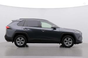 Grey Toyota RAV4 2023 in Vilnius, with an engine capacity of 1.99 L and mileage of 56 thousand km for 29900 €, photo 18 on AUTOMOTO.COM.LV