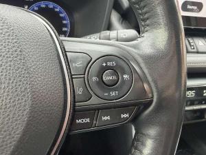 Grey Toyota RAV4 2023 in Ukmerge, with an engine capacity of 2.49 L and mileage of 149 thousand km for 25900 €, photo 17 on AUTOMOTO.COM.LV