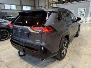 Grey Toyota RAV4 2023 in Vilnius, with an engine capacity of 2.49 L and mileage of 140 thousand km for 33999 €, photo 13 on AUTOMOTO.COM.LV