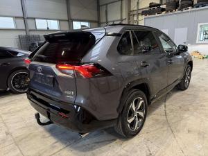 Grey Toyota RAV4 2023 in Vilnius, with an engine capacity of 2.49 L and mileage of 140 thousand km for 33999 €, photo 14 on AUTOMOTO.COM.LV