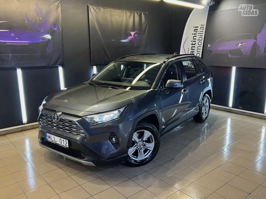 Серый Тойота РАВ 4 2023 в Авиженяй, объемом двигателя 2.00 л и пробегом 53 тыс. км за 27950 €, фото 1 на AUTOMOTO.COM.LV