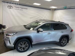 Grey Toyota RAV4 2023 in Jekabpils, with an engine capacity of 2.50 L and mileage of 112 thousand km for 32500 €, photo 5 on AUTOMOTO.COM.LV