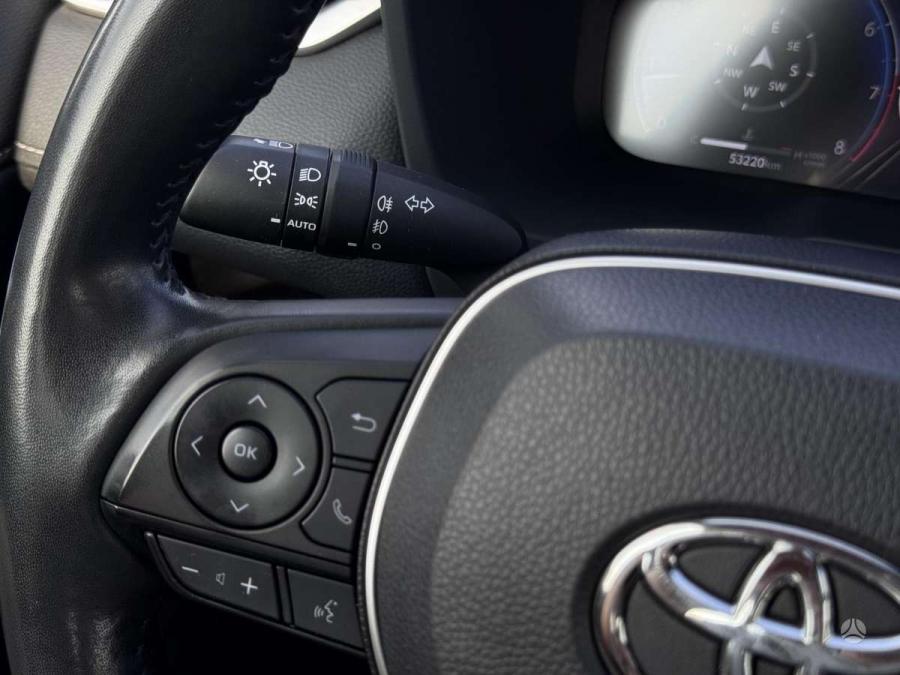 Pelēks Toyota RAV4 2023 Viļņa, ar dzinēja tilpumu 2.00 L un nobraukumu 53 tūkst. km par 27950 €, foto 16 vietnē AUTOMOTO.COM.LV