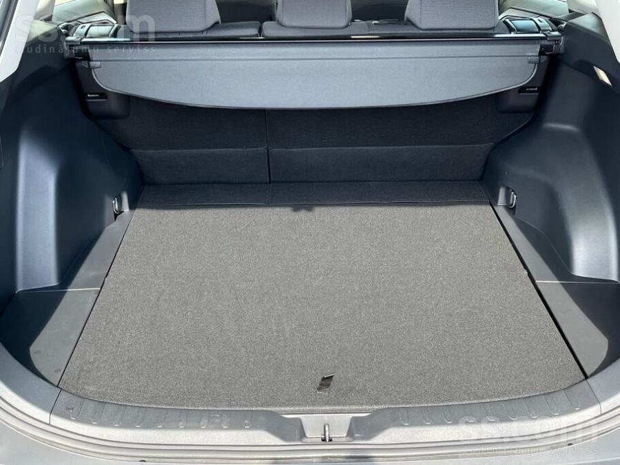 Grey Toyota RAV4 2023 in Riga, with an engine capacity of 2.00 L and mileage of 33 thousand km for 31990 €, photo 11 on AUTOMOTO.COM.LV