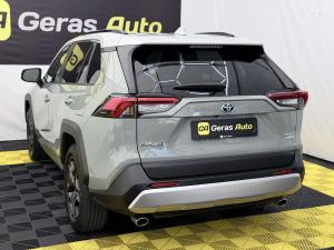 Pelēks Toyota RAV4 2023 Viļņa, ar dzinēja tilpumu 2.49 L un nobraukumu 45 tūkst. km par 35990 €, foto 7 vietnē AUTOMOTO.COM.LV