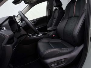 Pelēks Toyota RAV4 2023 Viļņa, ar dzinēja tilpumu 2.49 L un nobraukumu 45 tūkst. km par 35990 €, foto 11 vietnē AUTOMOTO.COM.LV