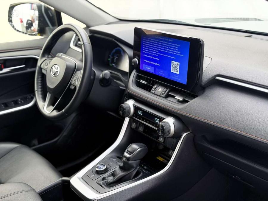 Pelēks Toyota RAV4 2023 Viļņa, ar dzinēja tilpumu 2.49 L un nobraukumu 45 tūkst. km par 35990 €, foto 17 vietnē AUTOMOTO.COM.LV