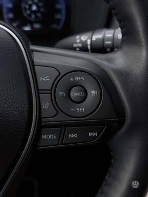 Pelēks Toyota RAV4 2023 Viļņa, ar dzinēja tilpumu 2.49 L un nobraukumu 45 tūkst. km par 35990 €, foto 31 vietnē AUTOMOTO.COM.LV