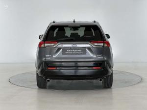 Pelēks Toyota RAV4 2023 Viļņa, ar dzinēja tilpumu 2.49 L un nobraukumu 69 tūkst. km par 39000 €, foto 5 vietnē AUTOMOTO.COM.LV