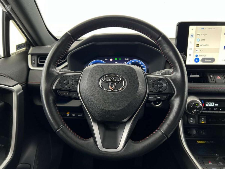 Pelēks Toyota RAV4 2023 Viļņa, ar dzinēja tilpumu 2.49 L un nobraukumu 69 tūkst. km par 39000 €, foto 13 vietnē AUTOMOTO.COM.LV