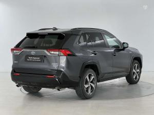 Pelēks Toyota RAV4 2023 Viļņa, ar dzinēja tilpumu 2.49 L un nobraukumu 69 tūkst. km par 39000 €, foto 14 vietnē AUTOMOTO.COM.LV