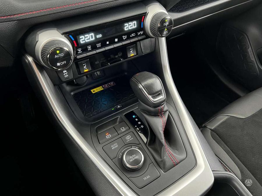 Pelēks Toyota RAV4 2023 Viļņa, ar dzinēja tilpumu 2.49 L un nobraukumu 69 tūkst. km par 39000 €, foto 21 vietnē AUTOMOTO.COM.LV