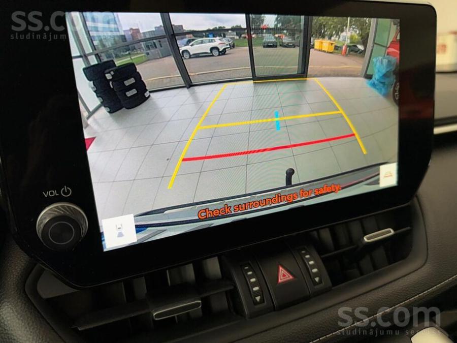 Pelēks Toyota RAV4 2023 Rīga, ar dzinēja tilpumu 2.50 L un nobraukumu 112 tūkst. km par 32500 €, foto 19 vietnē AUTOMOTO.COM.LV