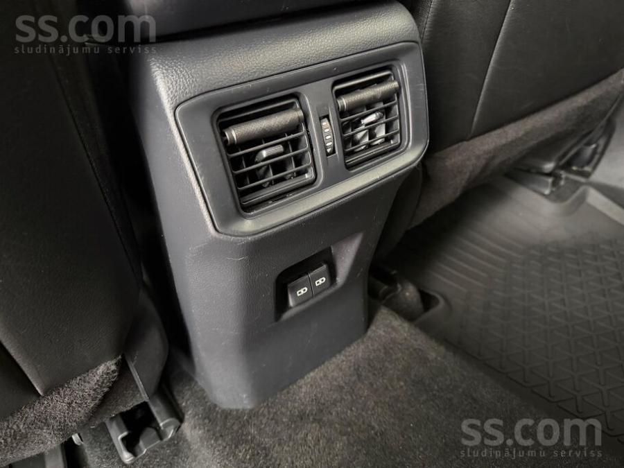 Pelēks Toyota RAV4 2023 Rīga, ar dzinēja tilpumu 2.50 L un nobraukumu 112 tūkst. km par 32500 €, foto 27 vietnē AUTOMOTO.COM.LV