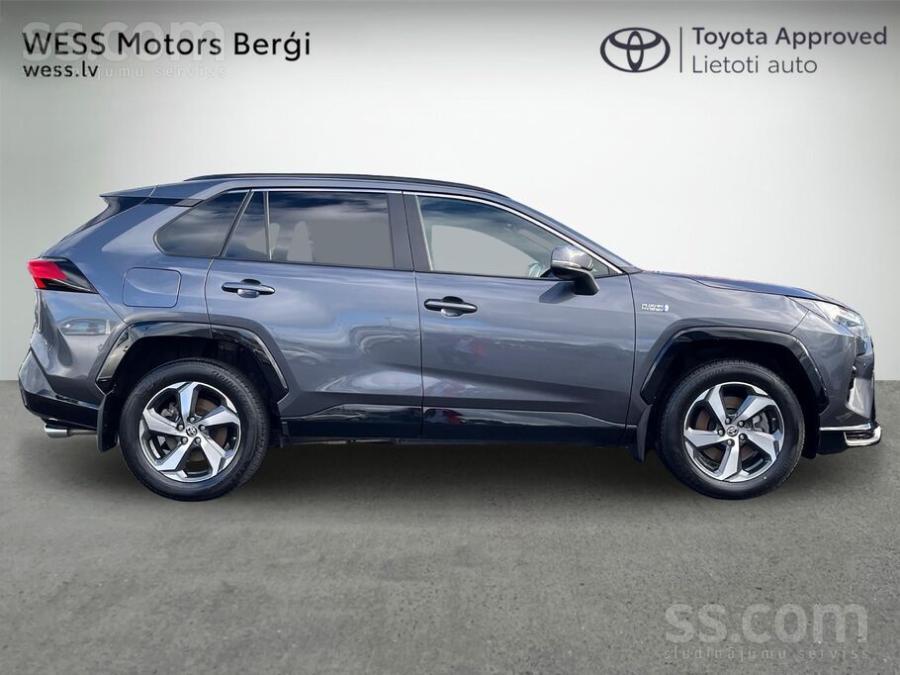 Pelēks Toyota RAV4 2023 Rīga, ar dzinēja tilpumu 2.50 L un nobraukumu 45 tūkst. km par 40990 €, foto 25 vietnē AUTOMOTO.COM.LV