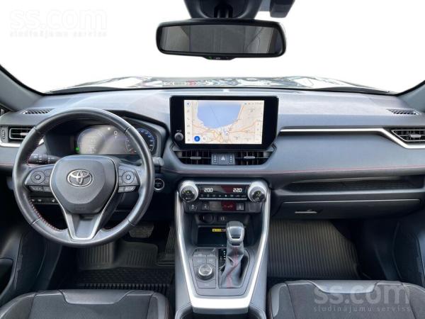 Pelēks Toyota RAV4 2023 Rīga, ar dzinēja tilpumu 2.50 L un nobraukumu 45 tūkst. km par 40990 €, foto 9 vietnē AUTOMOTO.COM.LV