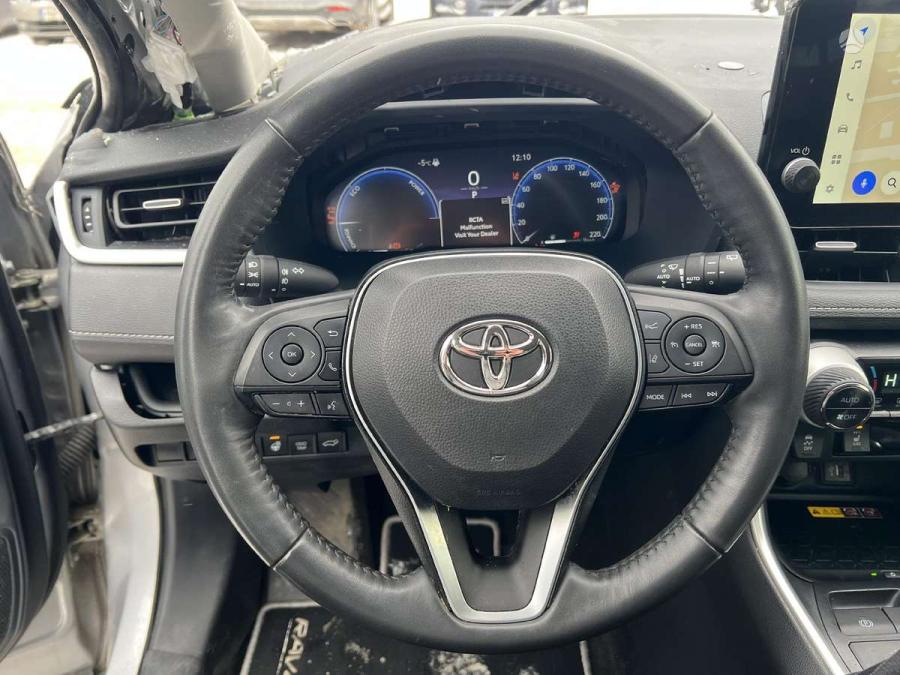 Pelēks Toyota RAV4 2024 Kauņa, ar dzinēja tilpumu 2.49 L un nobraukumu 62 tūkst. km par 9900 €, foto 28 vietnē AUTOMOTO.COM.LV
